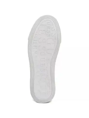 Guess Jlove Embroidery Patent Sneakers