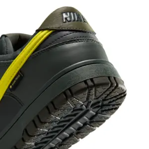 Nike Dunk Low Gore-tex Shoes - Green