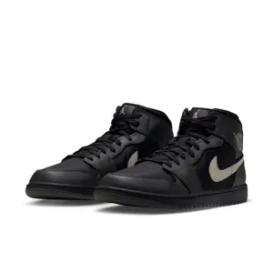 JORDAN Air 1 Mid Utility Shoes