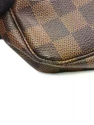 LOUIS VUITTON 2009 Pochette Accessoires Damier Shoulder Bag
