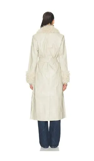 CURAAE BY ELLIATT Poseyra Coat