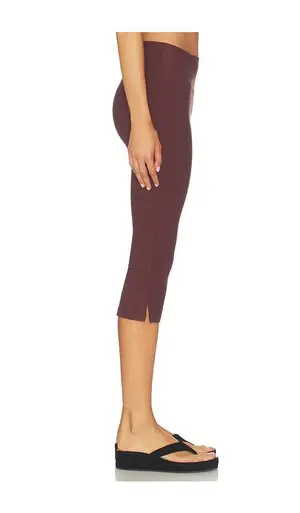 Beyond Yoga Spacedye Mid Rise Slit Pedal Pusher Legging In Brown