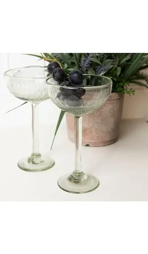 VERVE CULTURE Coupe Glasses Set Of 2 In Green