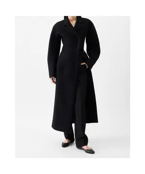Jacquemus The Curvo Long Sleeved Coat