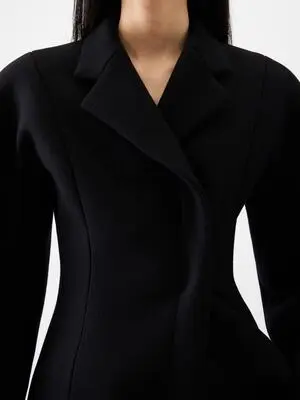 Jacquemus The Curvo Long Sleeved Coat