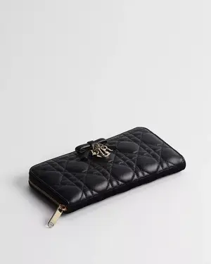 Dior Lady Voyageur Slim Wallet