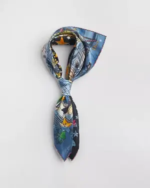 Dior Noël À Montaigne 90 Square Scarf