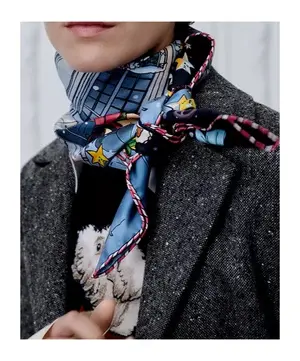 Dior Noël À Montaigne 90 Square Scarf