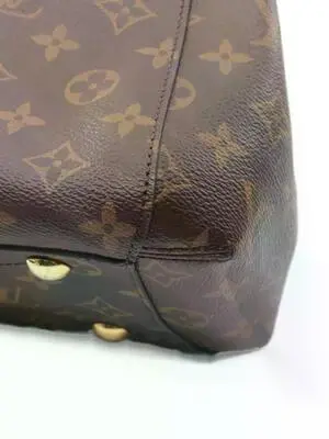 LOUIS VUITTON 2018 Mm Montaigne Monogram Handbag