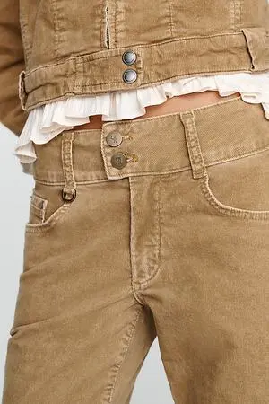 PILCRO Billy Low Rise Bootcut Jeans - Tan