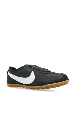 Nike Moon’ Sneakers