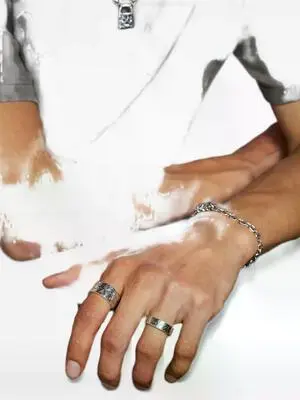 Emanuele Bicocchi Cracked Band Ring