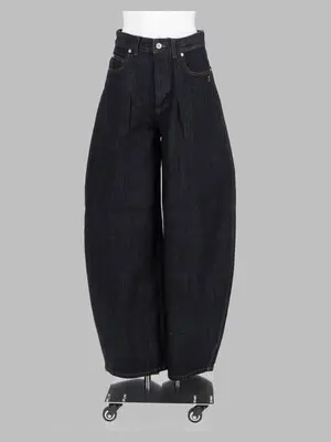 Jacquemus Jeans In Denim "de-nimes Ovalo