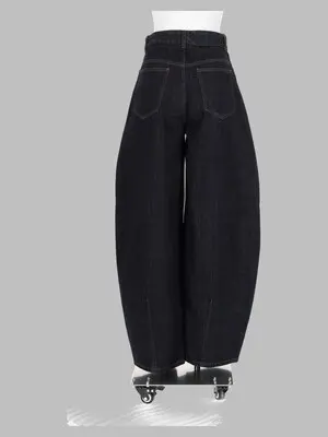 Jacquemus Jeans In Denim "de-nimes Ovalo