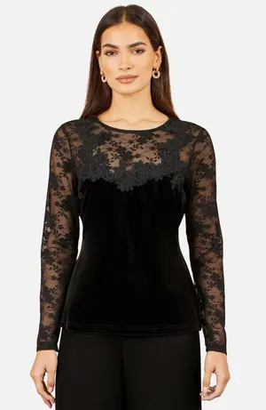 YUMI Lace Applique Long Sleeve Top