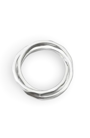 MINT & LILY Hammered Interlocking Ring - Silver