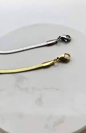 MINT & LILY 3mm Herringbone Bracelet - Silver