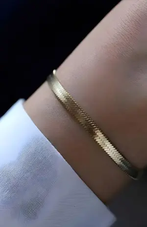 MINT & LILY 5mm Herringbone Bracelet - Gold