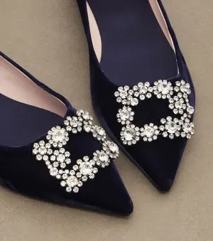 ROGER VIVIER Flower Strass Velvet Ballet Flats