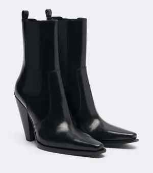 Saint Laurent Dylan Leather Chelsea Boots
