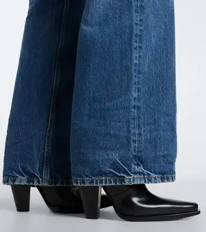 Saint Laurent Dylan Leather Chelsea Boots