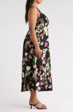 SUGARLIPS Sweetheart Neck Midi Dress