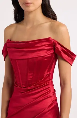 EMERALD SUNDAE Off The Shoulder Satin Corset Cocktail Dress