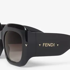 Fendi Screen - Black