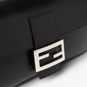 Fendi Baguette® 26424