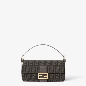 Fendi Baguette® 26424 - Brown