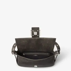 Fendi Baguette® 26424