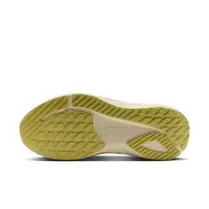 Nike Quest Road Running Shoes