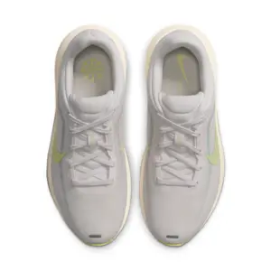 Nike Quest Road Running Shoes