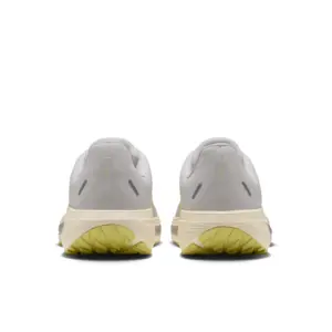 Nike Quest Road Running Shoes