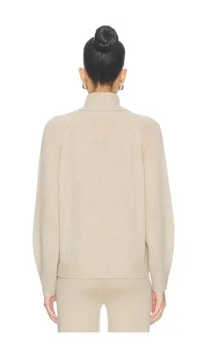 W. CASHMERE Oriana Turtleneck Pullover In Beige
