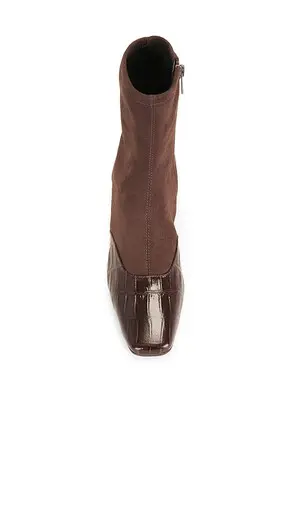 Sam Edelman Pammy Boot In Chocolate