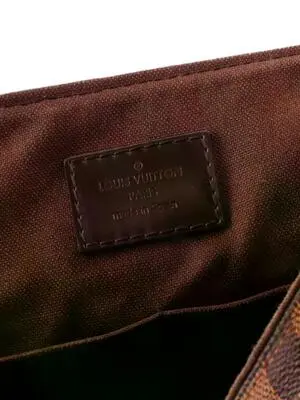LOUIS VUITTON District Messenger Bag Damier Mm Crossbody Bag