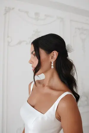 UNTAMED PETALS Dynasty Crystal Drop Earrings