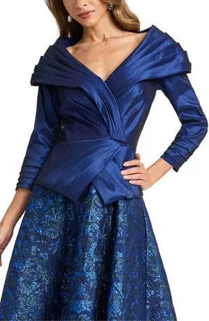Tadashi Shoji Renwick Portrait Midi Dress
