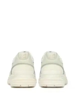 AUTRY Hyperway Sneakers In Whisper White Napa Leather And Mesh