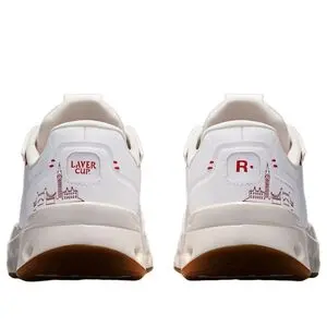On The Roger Wildcard Lc 'white Robin