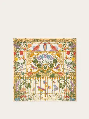 Ivory (beige)