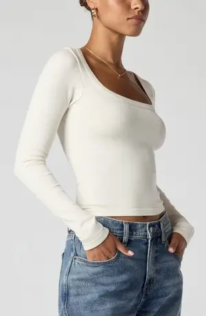 FLORENCE BY MILLS Seamless Square Neck Long Sleeve Crop Top - Jet Stream