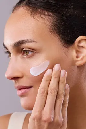 EVOLVE Daily Renew Facial Cream