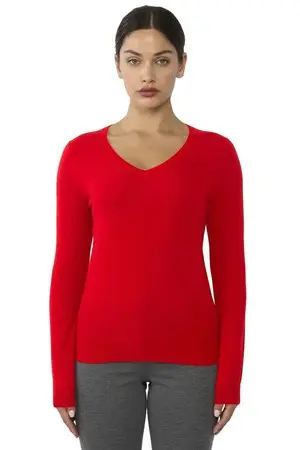 JENNIE LIU Classic V-neck Cashmere Sweater Red