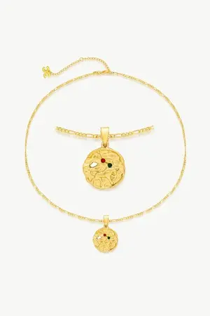 CLASSICHARMS Gold Sculptural Zodiac Sign Pendant Necklace Set Taurus