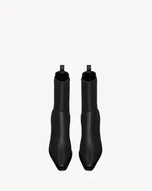 Saint Laurent Dylan Chelsea Boots In Smooth Leather