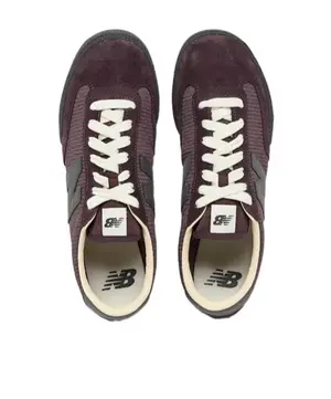 NEW BALANCE Gator Run Sneakers