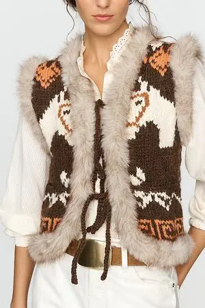 TACH Zapican Hand Knit 100% Mero Wool Sweater Vest