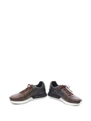 LOUIS VUITTON 2022 Runaway Line Monogram Sneakers